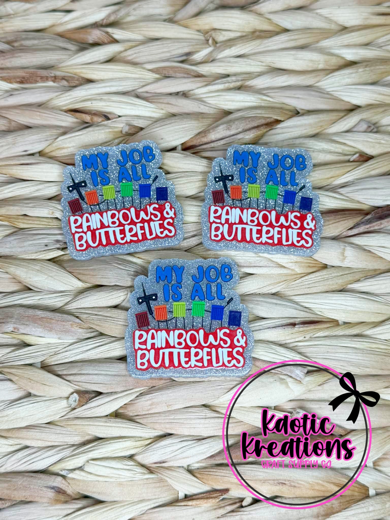 FLATBACK ACRYLIC RAINBOWS AND BUTTERFLIES F113 – Kaotic Kreations