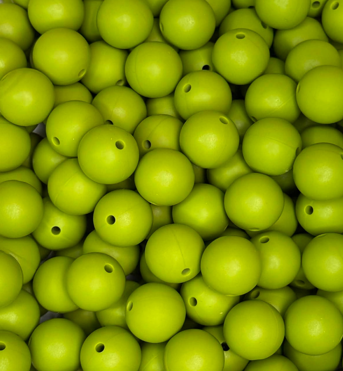 #23 OLIVE 15MM SOLID (10ct) – Kaotic Kreations